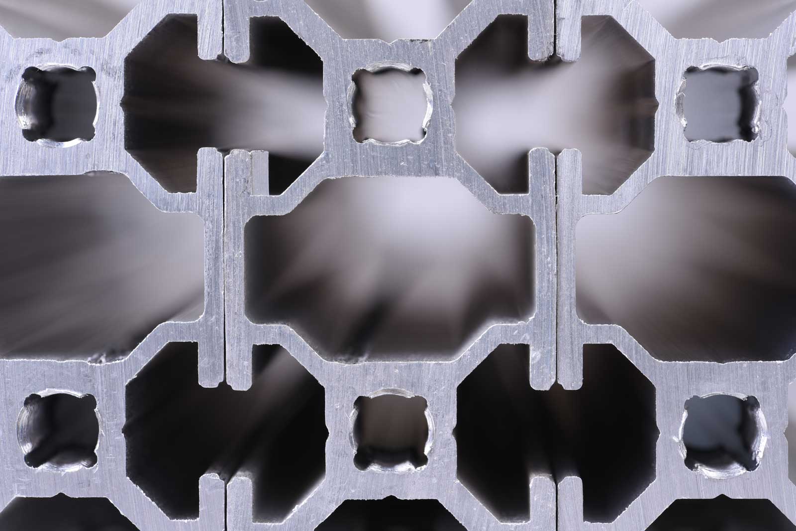 ערגול פרופילים - בדר אלומניום Bader Aluminum بدر الومنيوم